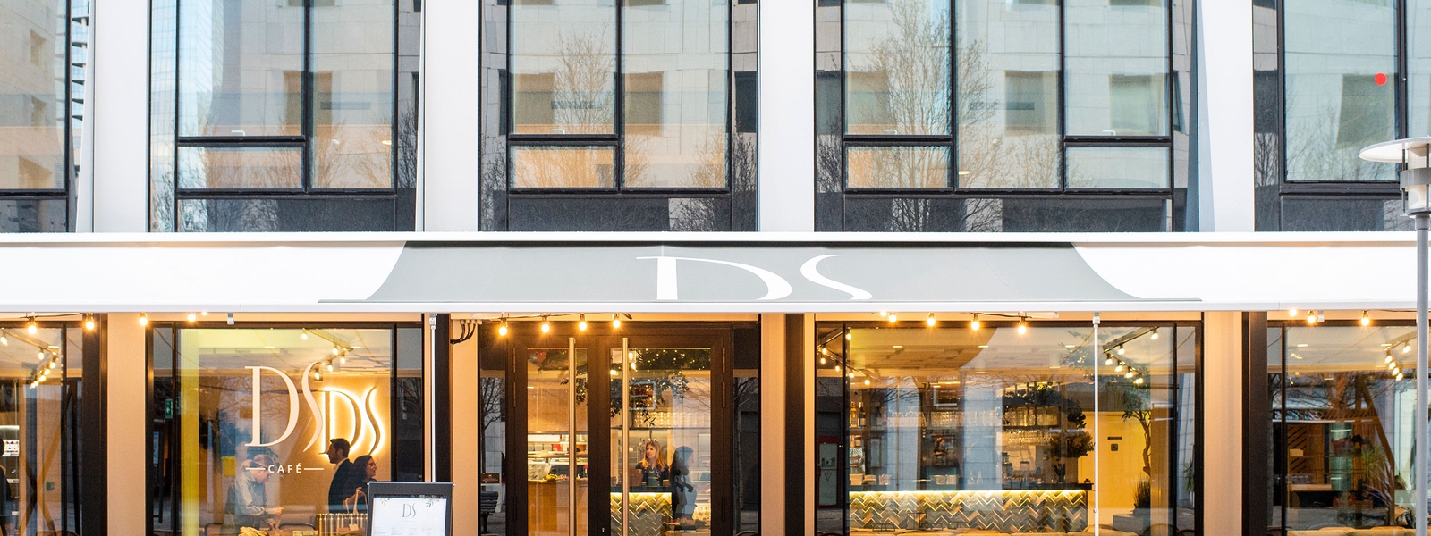 DS CAFE LA DEFENSE